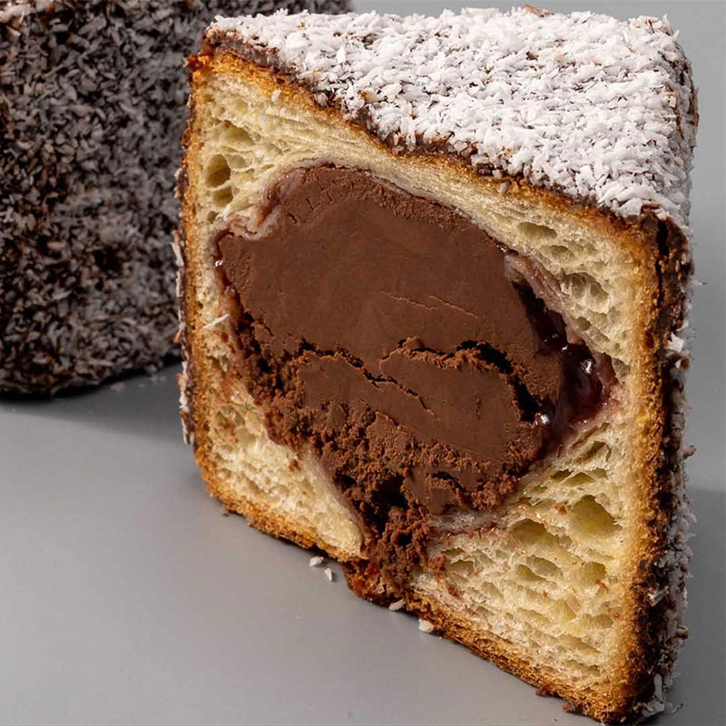 Casolaro Hotellerie Spa | Cubic croissant mold